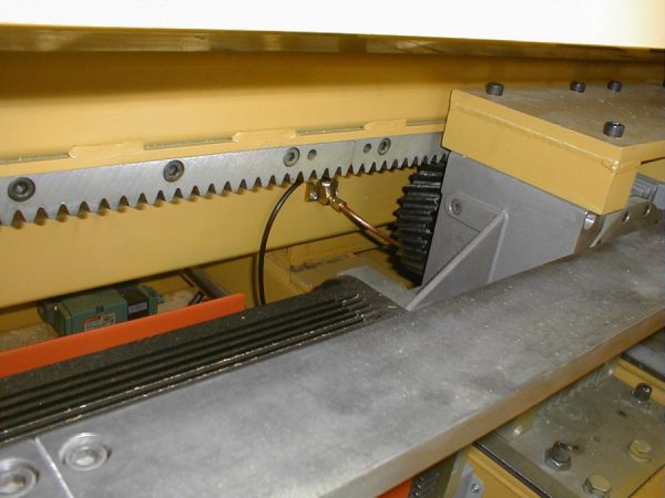 I-Joist Reciprocating Cut to Length Saw - Progressive Systems